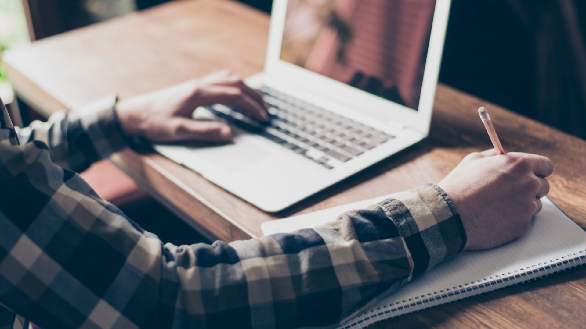 7 Laman Web Yang Menawarkan Kursus Percuma Beserta Sijil - Vixtech